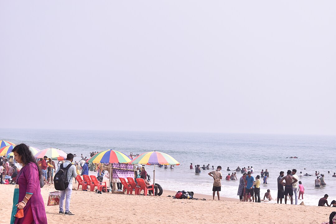 Exploring the Charms of Puri: A Guide to Must-Visit Places – Desi Tours